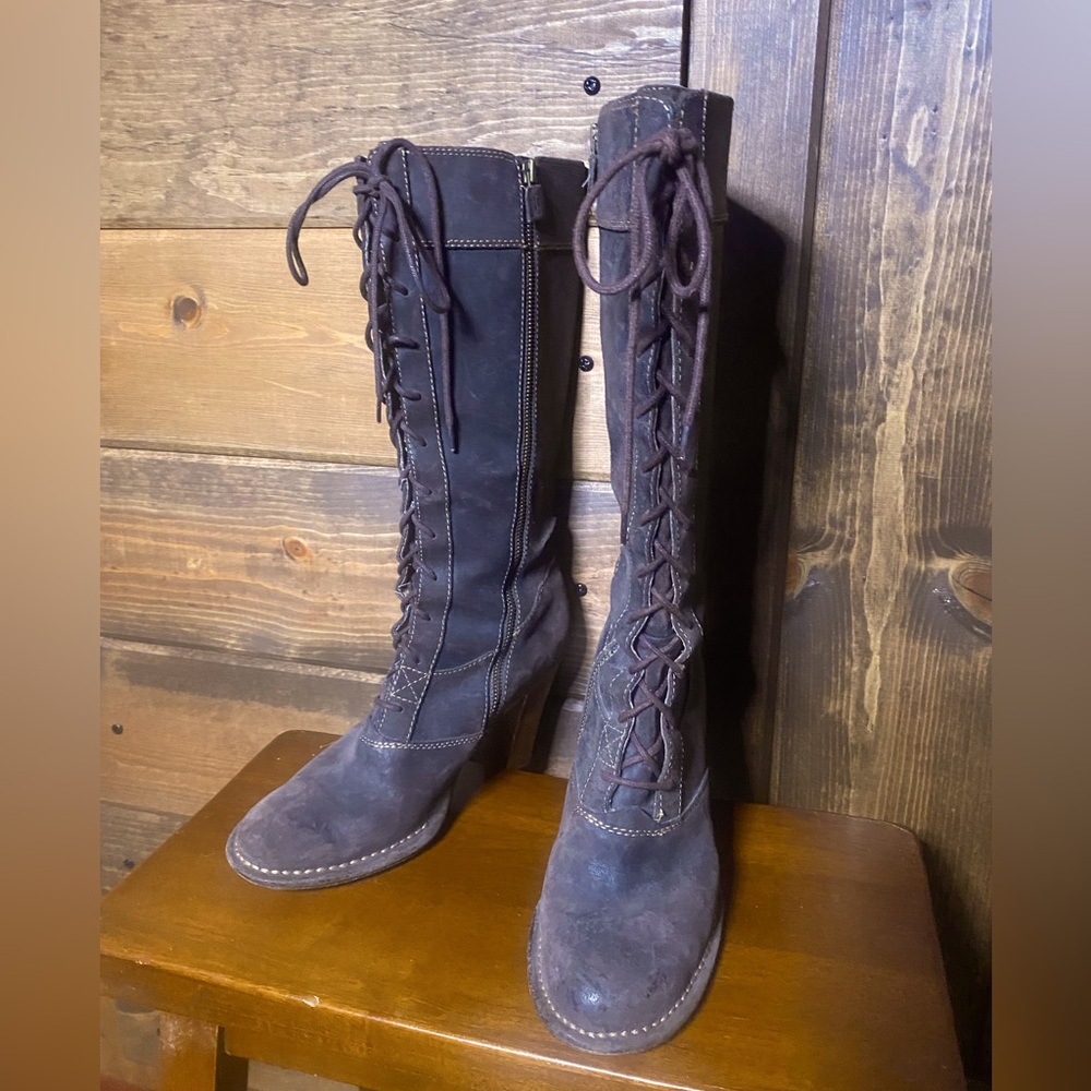 The Ultimate Heeled Boot Vintage Frye Villager Lace U… - Gem